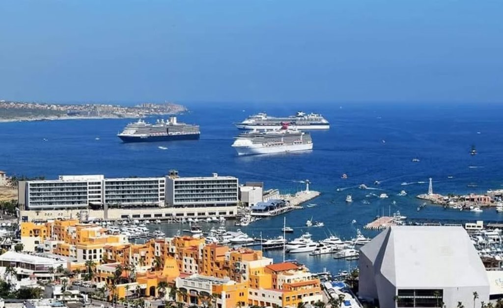 Cruise Ship Tourism in BCS Up 8.6% - Gringo Gazette